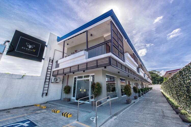 Bumble V Hotel Subic - Olongapo