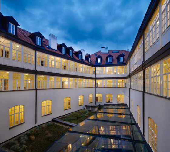 Golden Angel Suites By Adrez Living - Praga