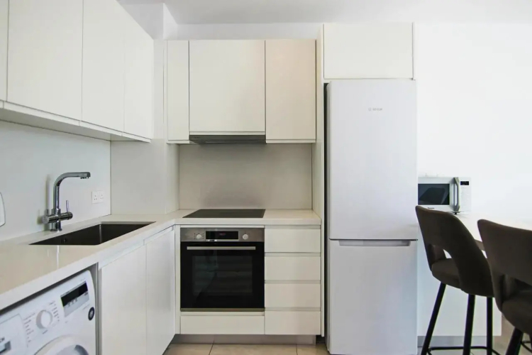 Phaedrus Living - Seaside Executive Flat Harbour 203 - Páfos