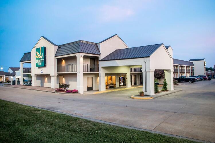 Quality Inn South Springfield - Springfield