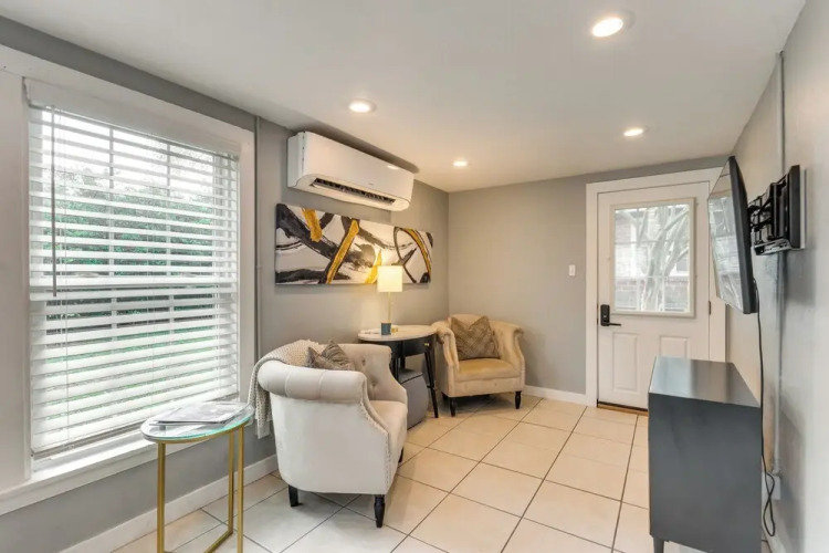 2 Mi To Dtwn Pensacola: Dog-friendly Apartment - Gulf Breeze, FL