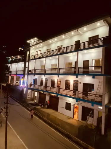 Hotel Abhyuday - Guptkashi