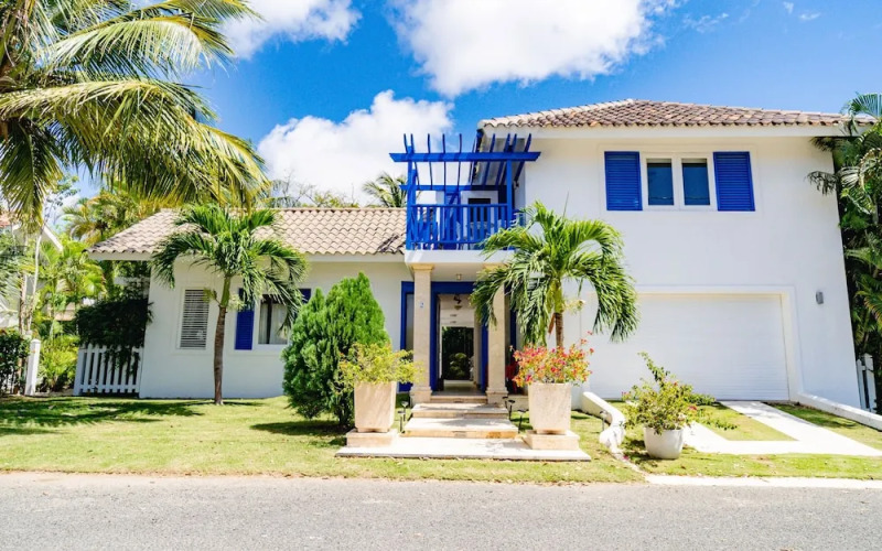 A Guest Dream Villa Blue At Punta Cana Village! - Punta Cana