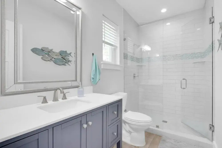 The Coastline Inn - Miramar Beach, FL