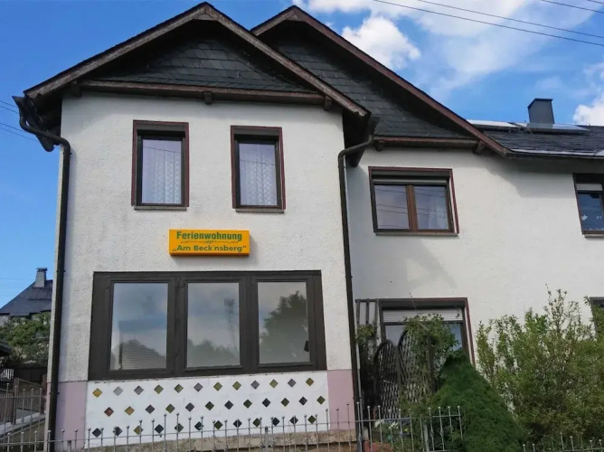 Flat Near The Tannenbergsthal Ski Resort - Sachsen
