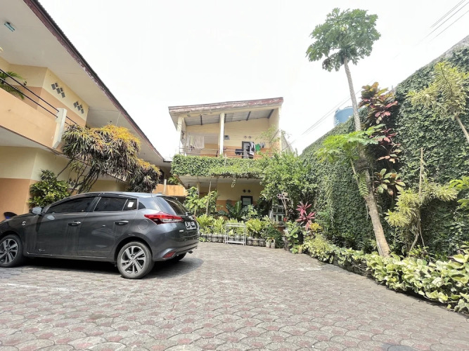 Oyo Life 93398 Sudimoro Guest House Syariah - Malang