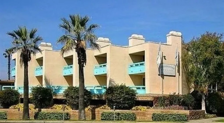 Aquamarine Villas - Oceanside