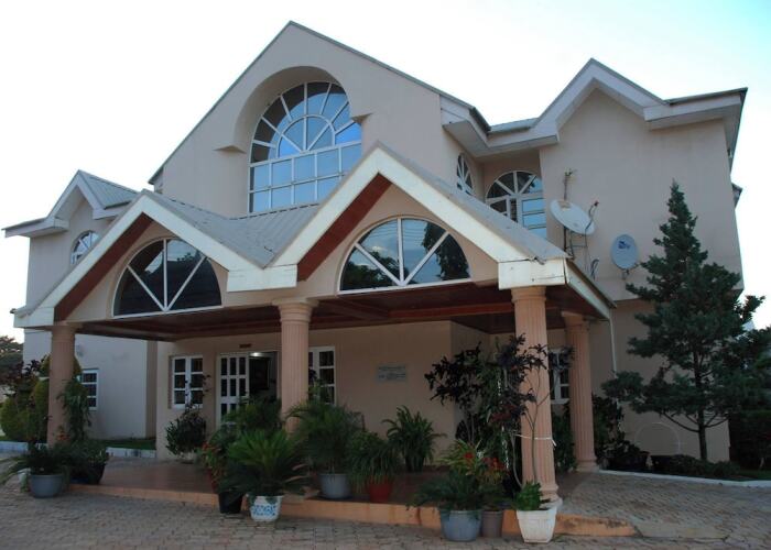 Novel Suites And Resort - Jos