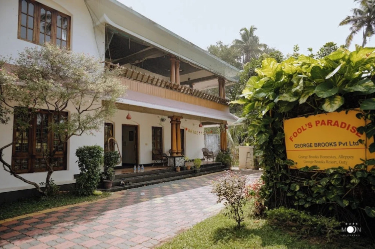 Fool's Paradise - Alappuzha