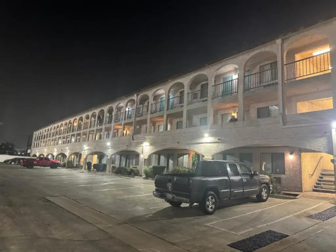 Best Star Inn - Pico Rivera, CA