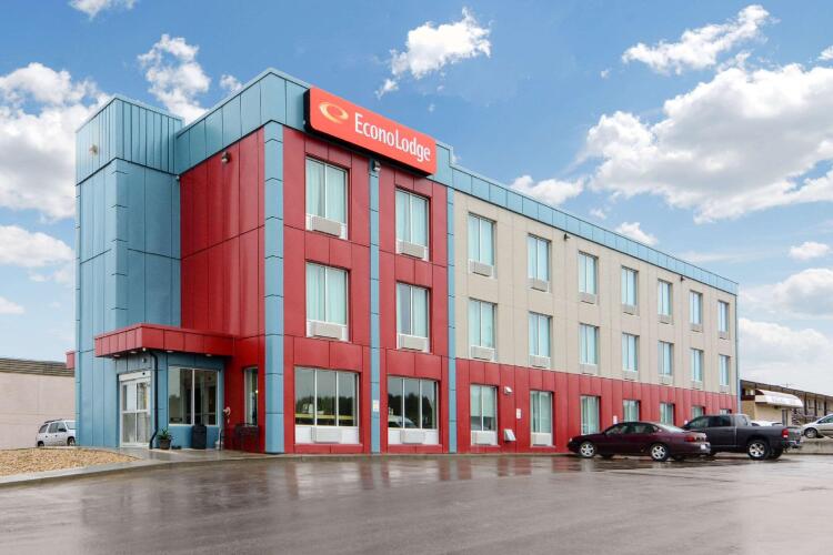 Econo Lodge - Fox Creek