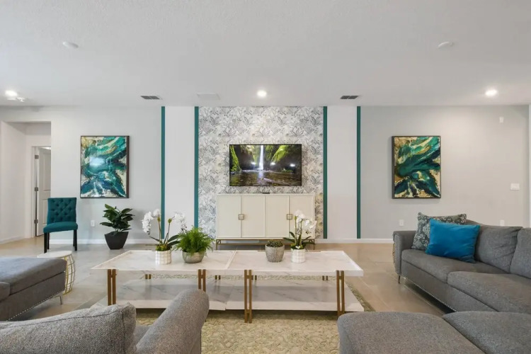 Spacious Family Reunion 15br Home Pool Spa Game Rm - Kissimmee, FL