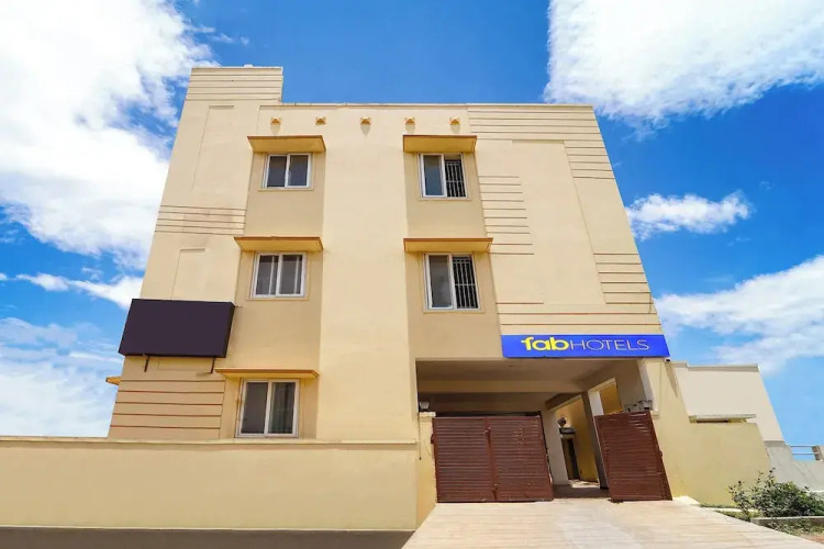 Fabexpress Aarudra’s Residency - Coimbatore