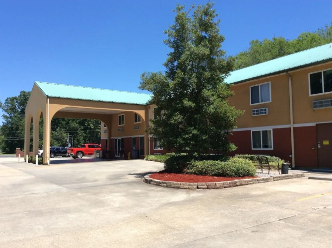 Riverside Hotel - Chalmette, LA