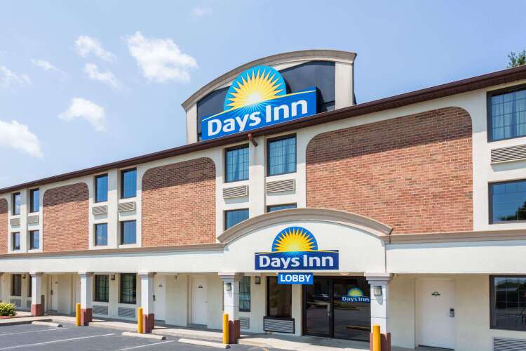 Days Inn By Wyndham Dumfries Quantico - Woodbridge, VA