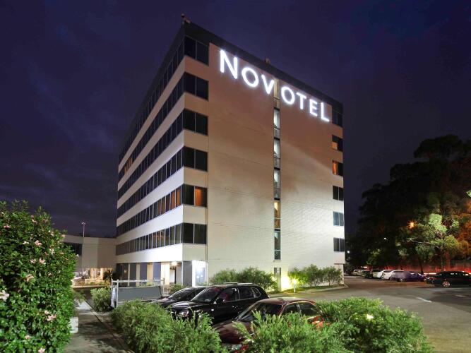 Novotel Sydney West Hq Hotel - 雪梨