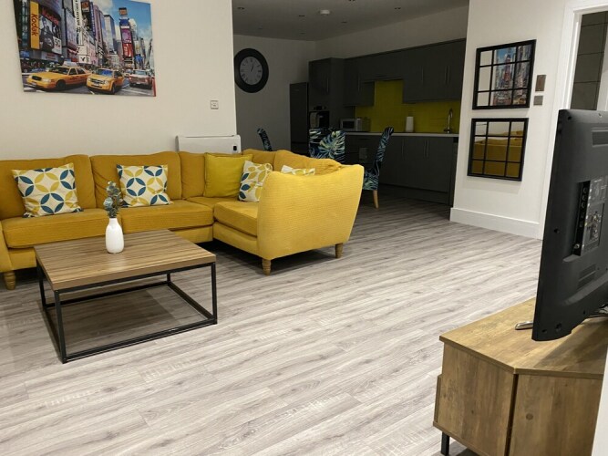 3 Bedrooms New York Inspired Apartment - Swansea