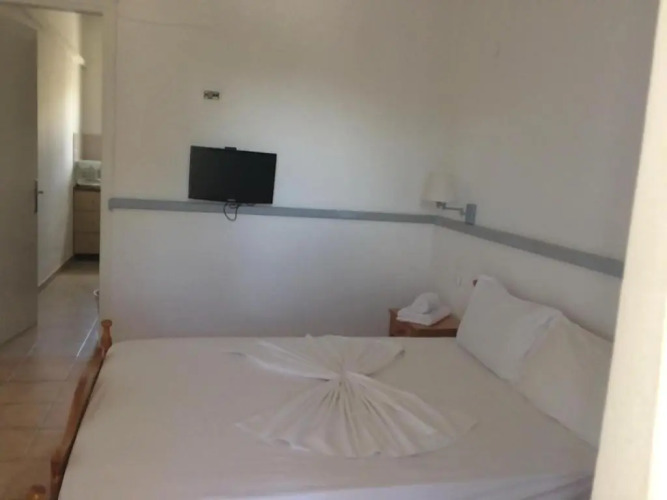 Paradisos Studios - Лесбос