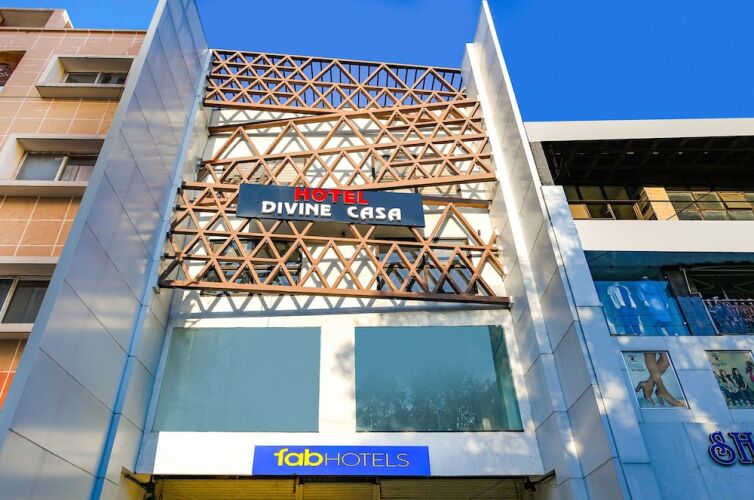 Fabhotel Divine Casa - Bhopal