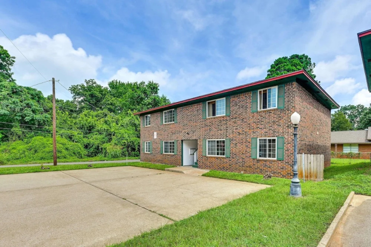 The Homestead Luxury Cozy 2br Apartment In Nacogdoches Near Sfa University And Downtown Pet Friendly Business Ready Extended Stays Welcome With Self Check In High Speed Wifi Full Kitchen In Unit Laundry Private Parking And Quiet Comfort - Nacogdoches, TX