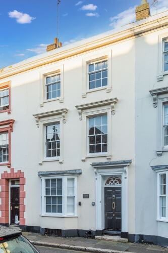 6 Bedroom City Centre Townhouse - Canterbury