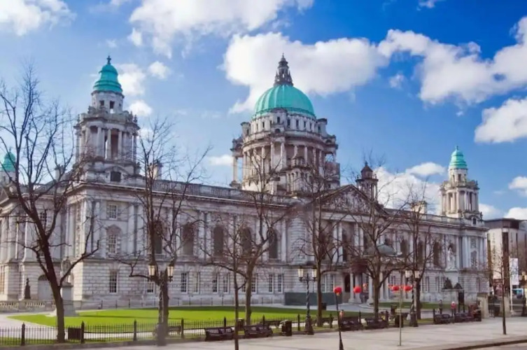 2-bed Apartment In Belfast Near City Centre - Belfast