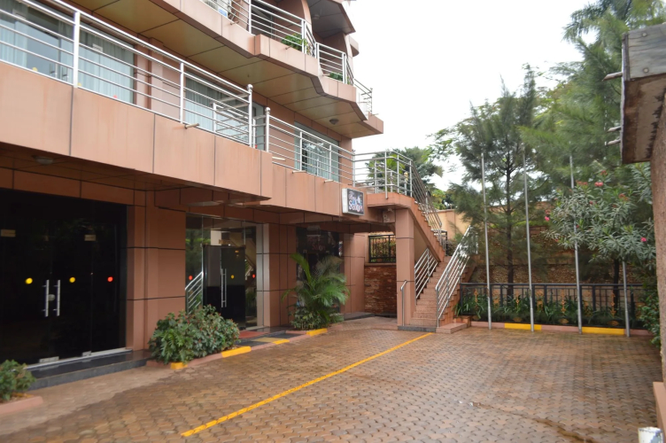 Super Paradise Hotel - Kampala