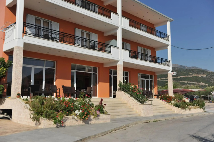 Dionysos Luxury Apartments - Lefkada