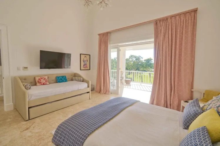 Modern Villa W Golf And Lake View In Beach Resort - Punta Cana