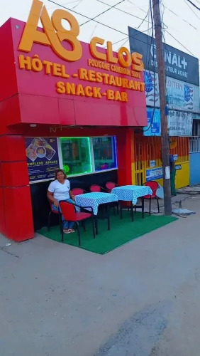 Complexe A8clos - Douala