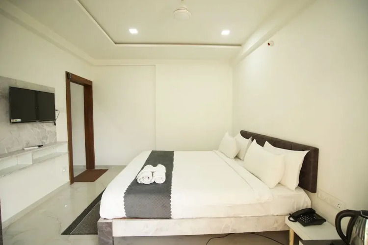 Swagstay Hotel Riviera Nagpur - Nagpur