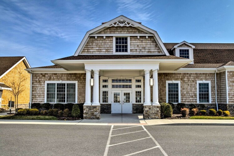 Bright Ocean View Home W/ Resort Pools: Near Beach - Bethany Beach, DE