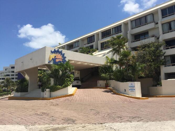 Rodero By Solymar Beachfront Condos In Hotel Zone - Cancún