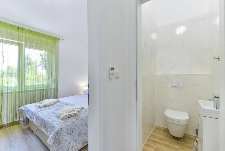 Cascade Villas With Private Garden And Jacuzzi - Starigrad