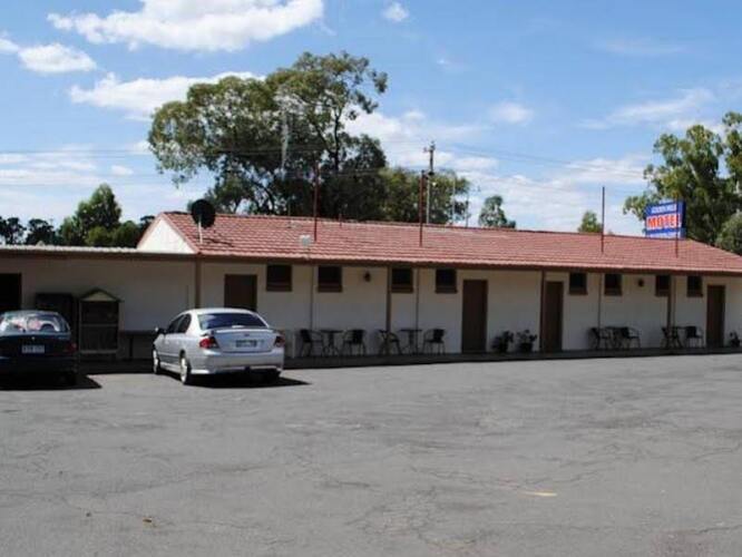 Golden Hills Motel - Bendigo