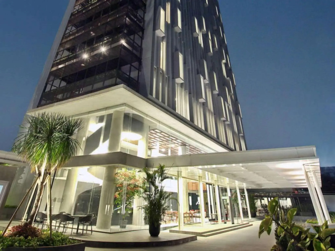 Ra Premiere Simatupang - Jakarta