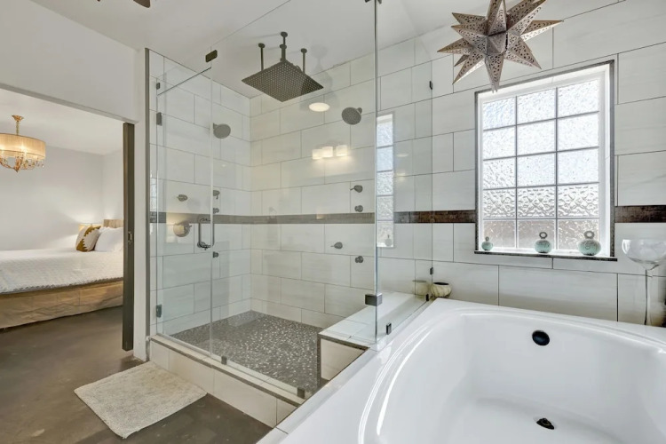 Sundance Studio W/hot Tub&grill - Fredericksburg, TX