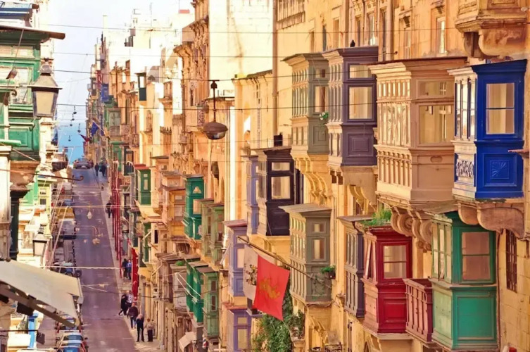 Boutique Style 1br Apartment- Square Sea View - Valletta
