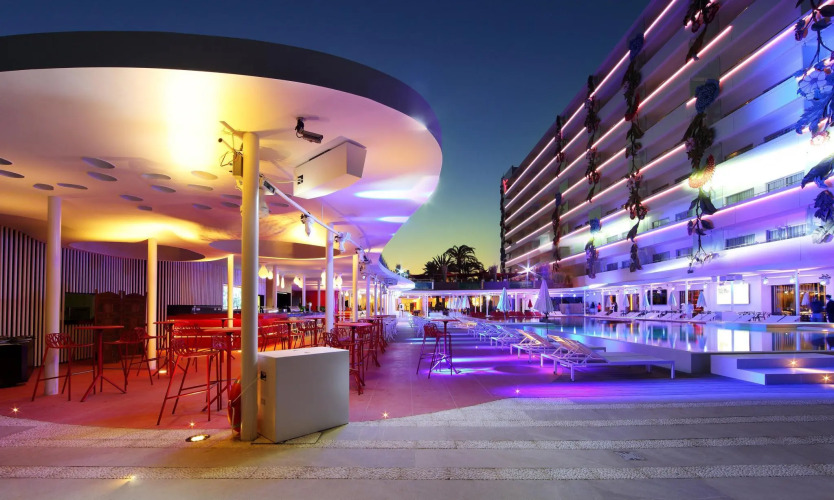 The Unexpected Ibiza Hotel - Adults Only - Formerly Ushuaïa Tower - Ibiza