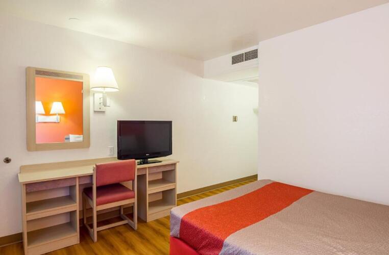 Motel 6 Laramie, Wy - Laramie, WY