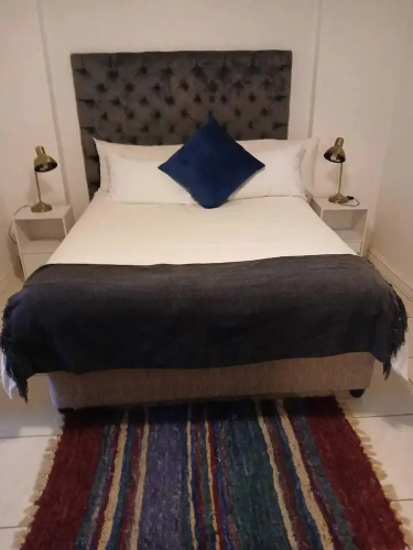 Oaktree Guest House - Sandton