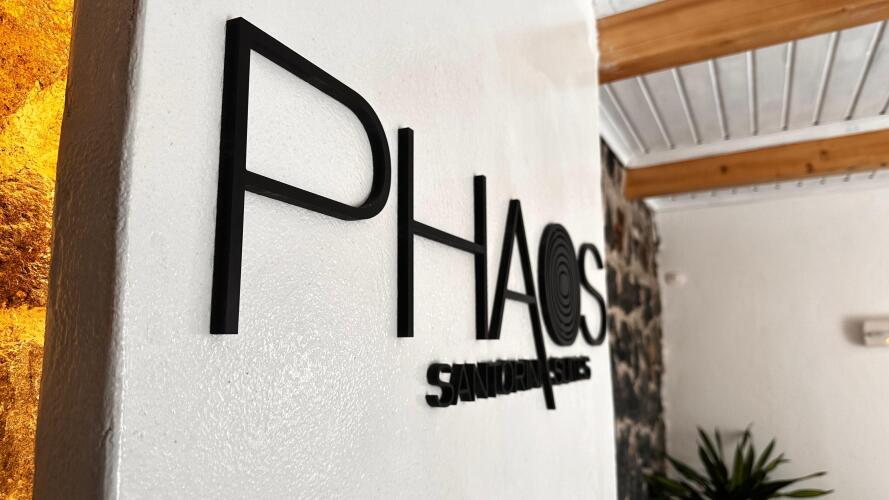 Phaos Santorini Suites - Santorini