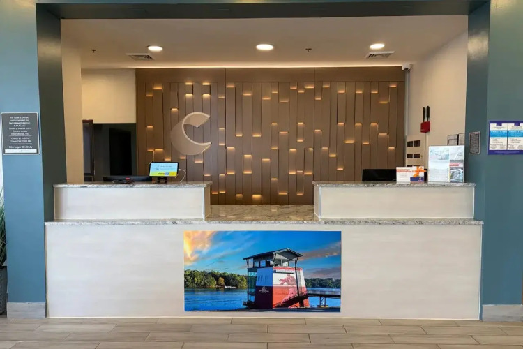 Comfort Inn & Suites - Gainesville, GA