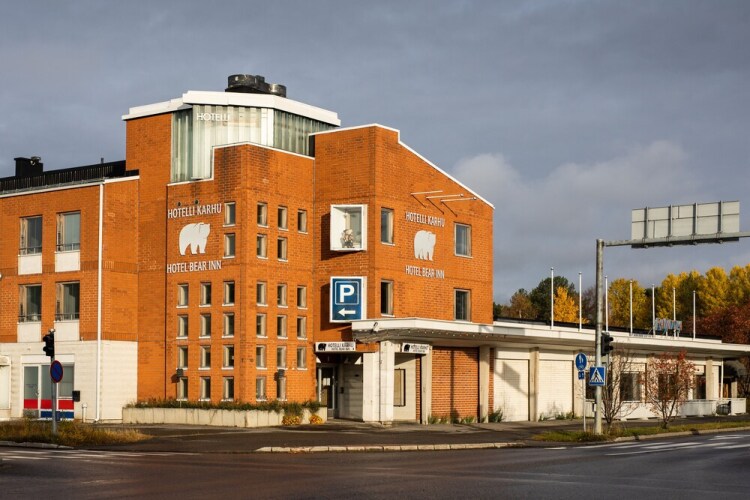 Hotel Karhu -