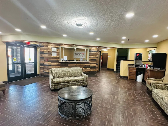 Studio 7 On Main - Fargo, ND
