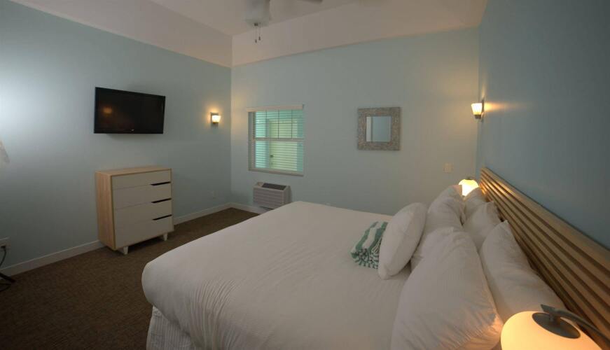 Casey Key Resorts - Beachfront - Venice, FL