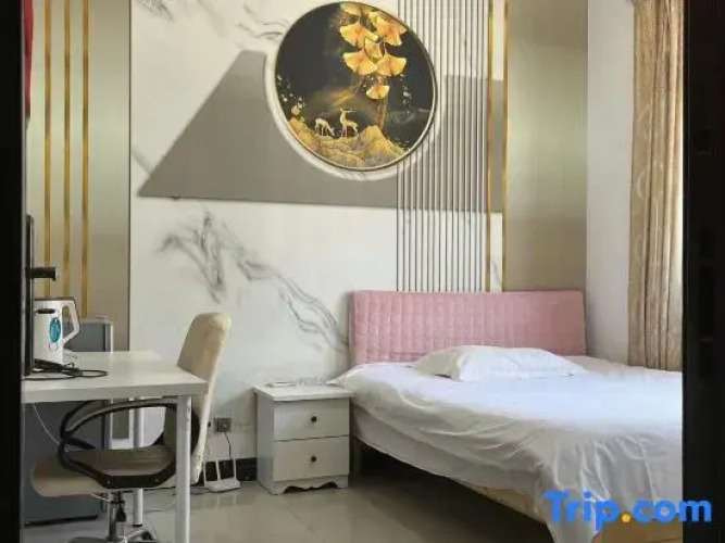 Yijia Theme Hostel - Shanghai