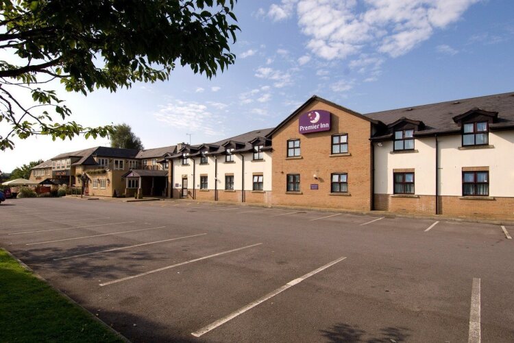 Premier Inn Cardiff West - Cardiff