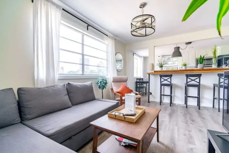 Short North Convention Private Parking Pets - Ohio