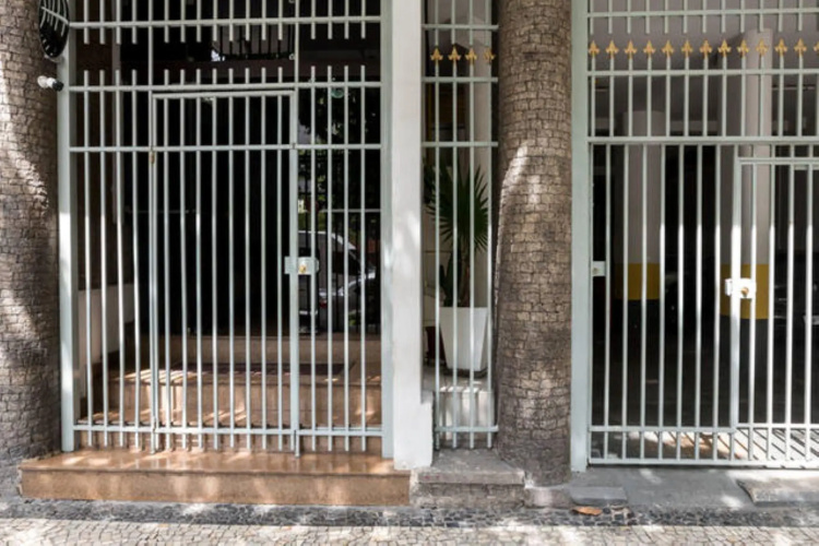 Perto De Ipanema, 250 Metros Da Praia, Entre Postos 5 E 6 - Rio de Janeiro